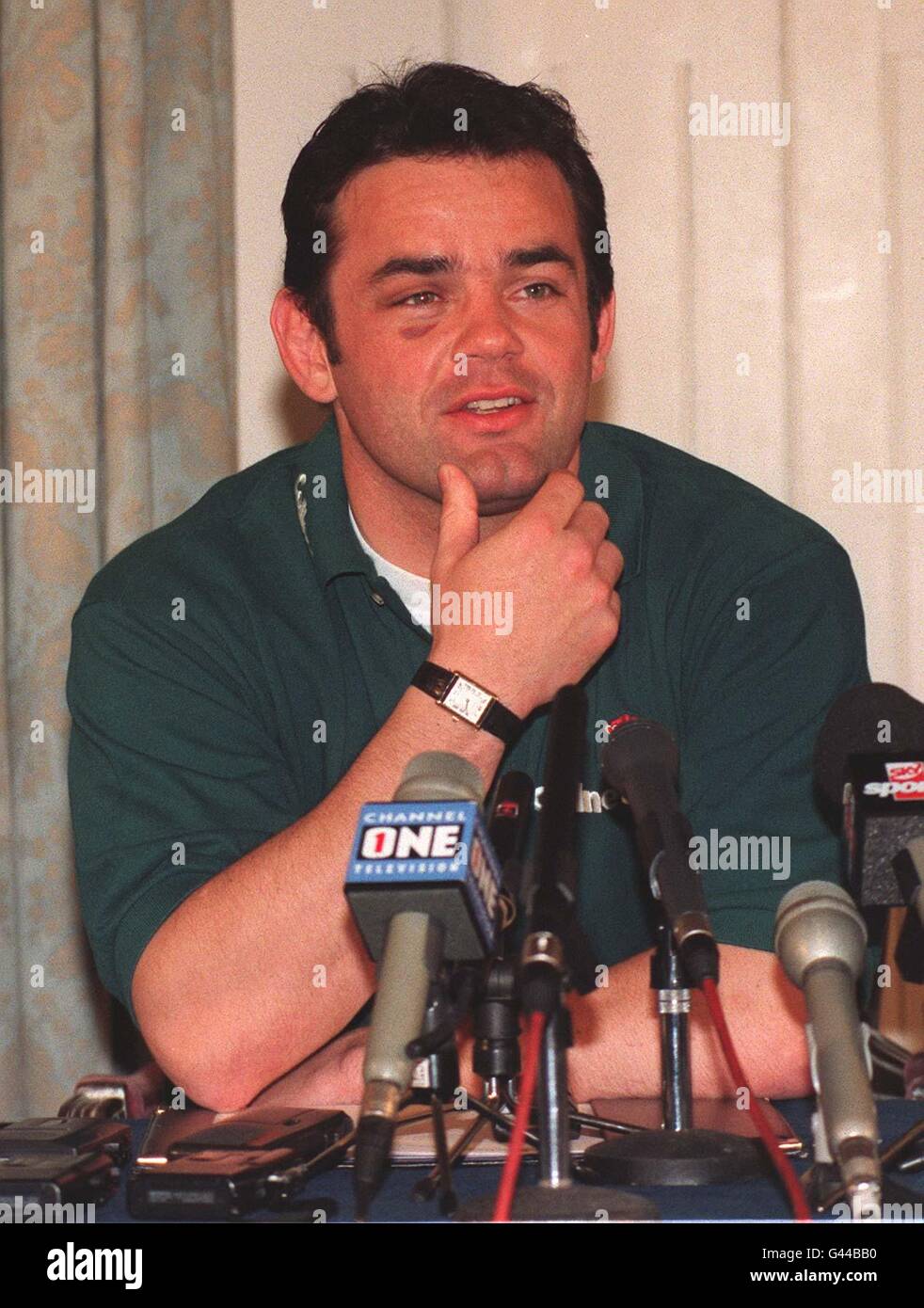 When he will captain his last england team hi-res stock photography and ...