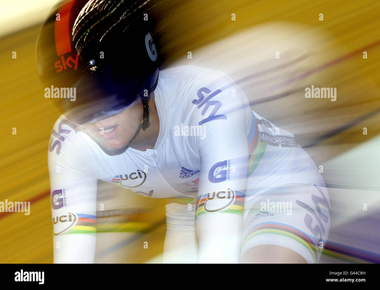 Victoria Pendleton in the Women's Sprint during the Track World Cup at ...