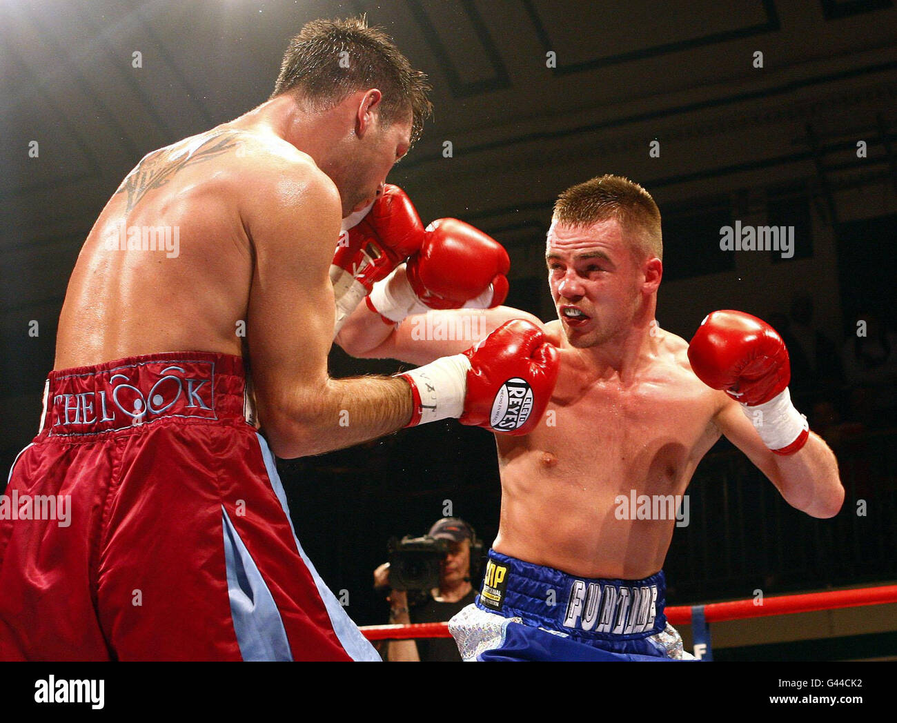 York Hall Bethnal Green Stock Photos & York Hall Bethnal Green Stock ...