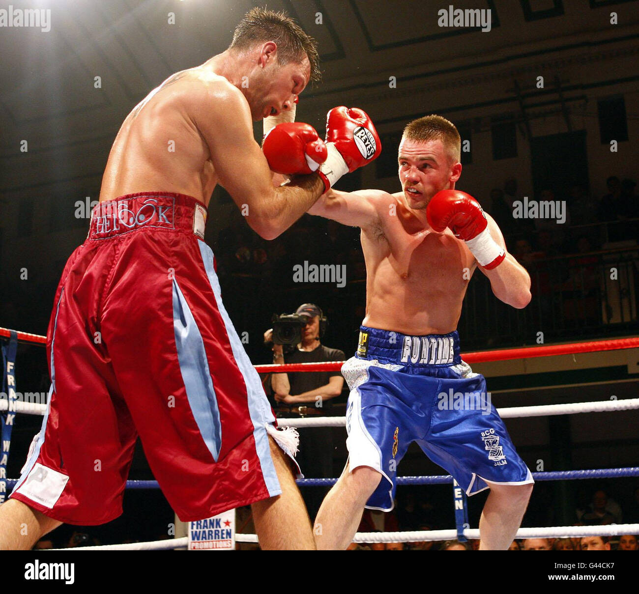 York Hall Bethnal Green Stock Photos & York Hall Bethnal Green Stock ...
