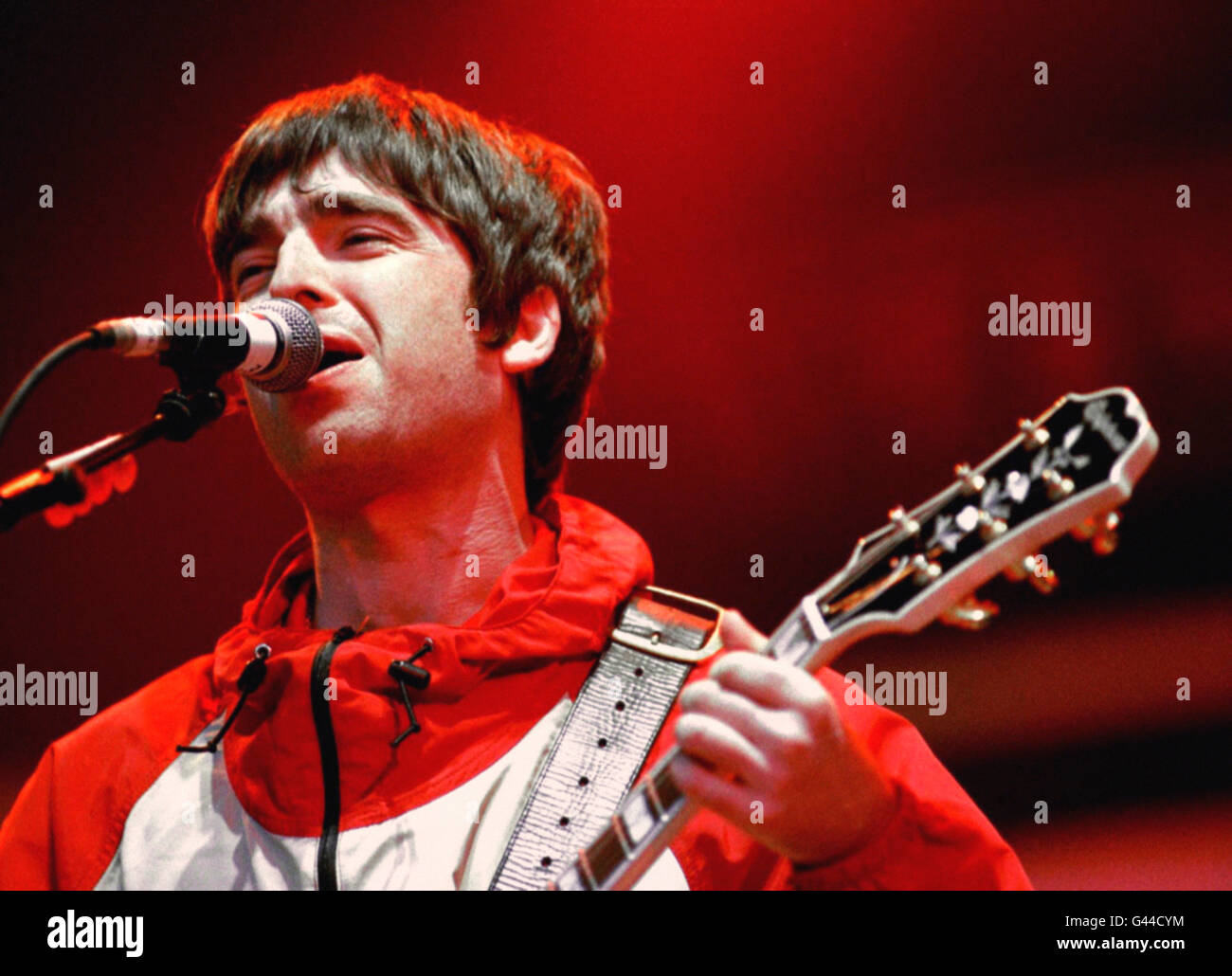 Oasis Concert - Maine Road, Manchester Stock Photo - Alamy
