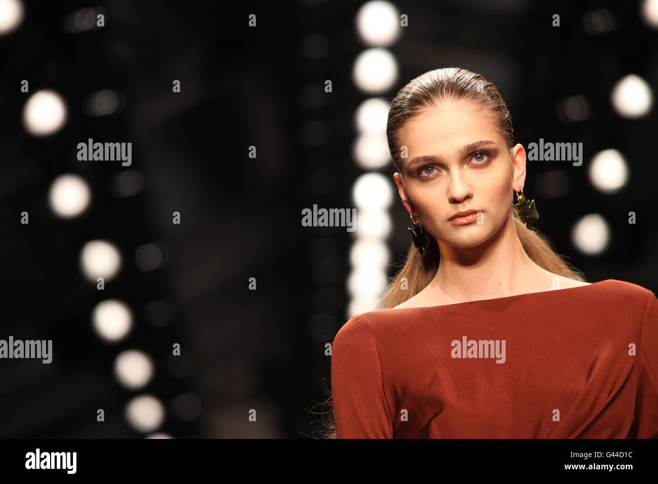 Issa Catwalk - London Fashion Week Stock Photo - Alamy