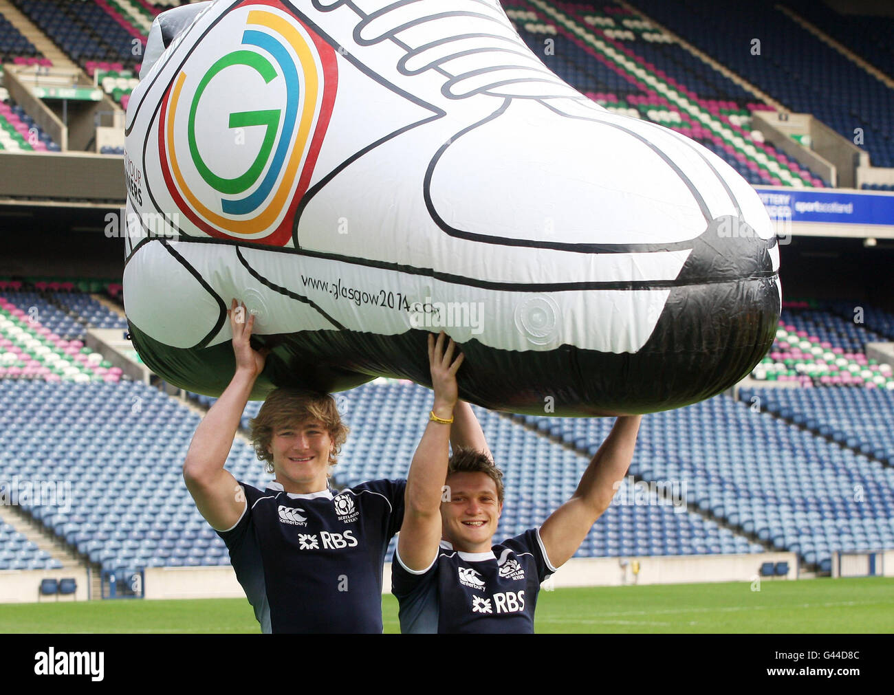Scotland 7's Ross Samson (front) and David Denton back the Glasgow 2014 ...