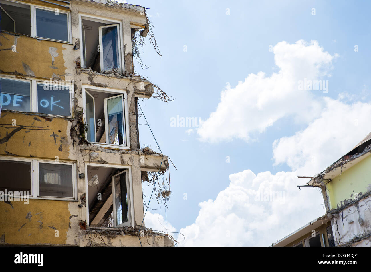 demolitioned modern building Stock Photo - Alamy