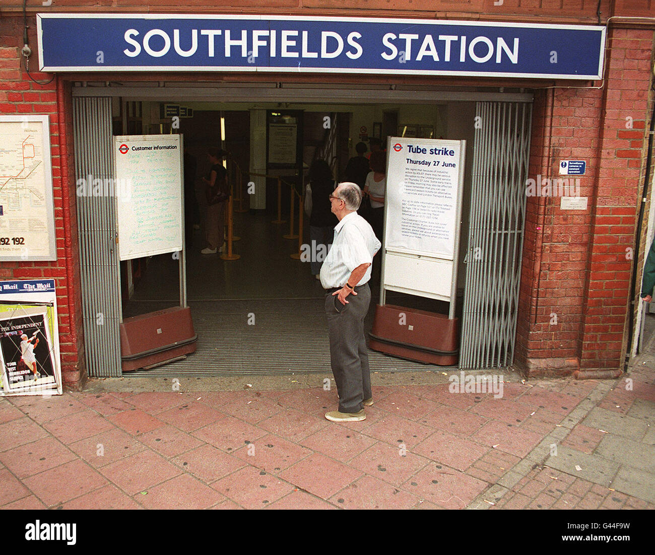 Southfields Station High Resolution Stock Photography and Images - Alamy