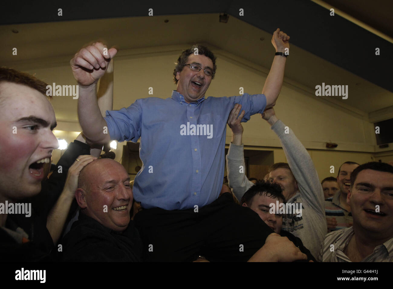 Independent candidate Thomas Pringle celebrates his election to the ...