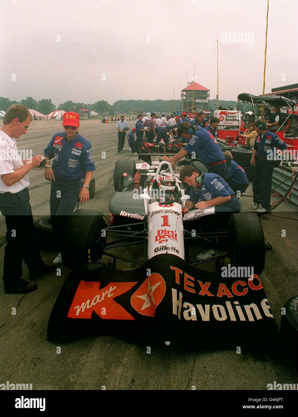 OHIO INDYCAR RACING. NIGEL MANSELL IN THE PITS Stock Photo - Alamy