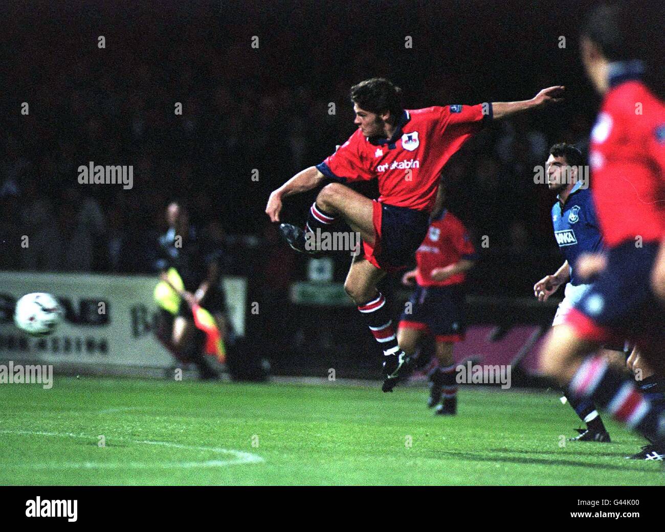 York City's Graeme Murty trys an early shot against Everton during ...
