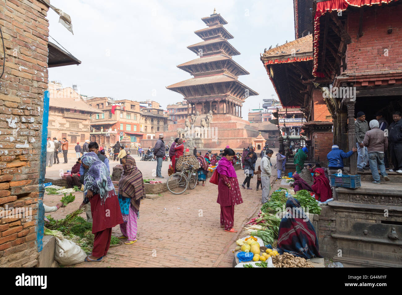Nepali market hi-res stock photography and images - Alamy