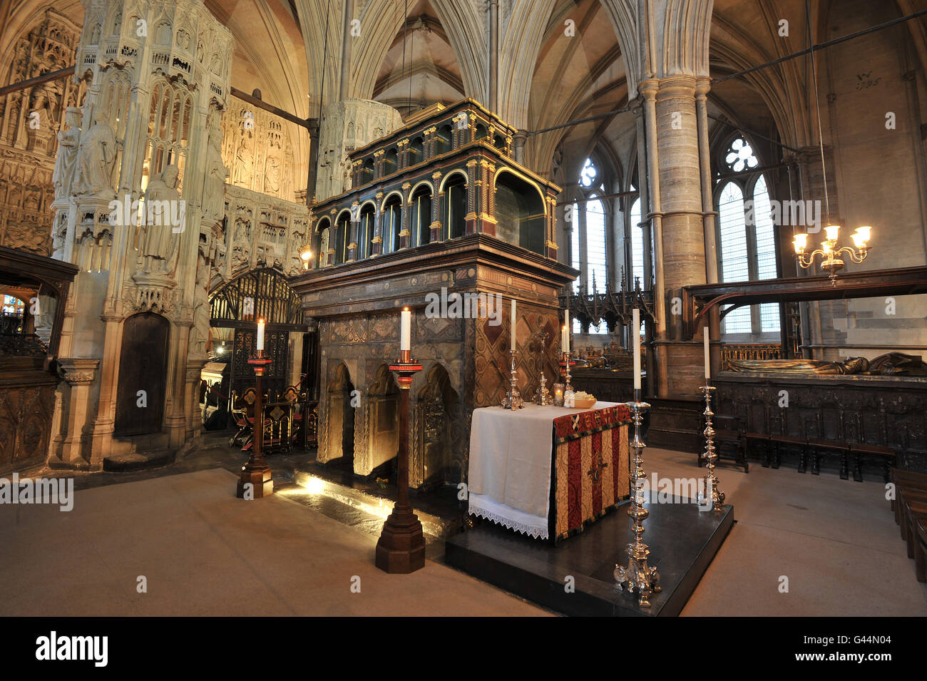 Westminster Abbey interiors Stock Photo - Alamy