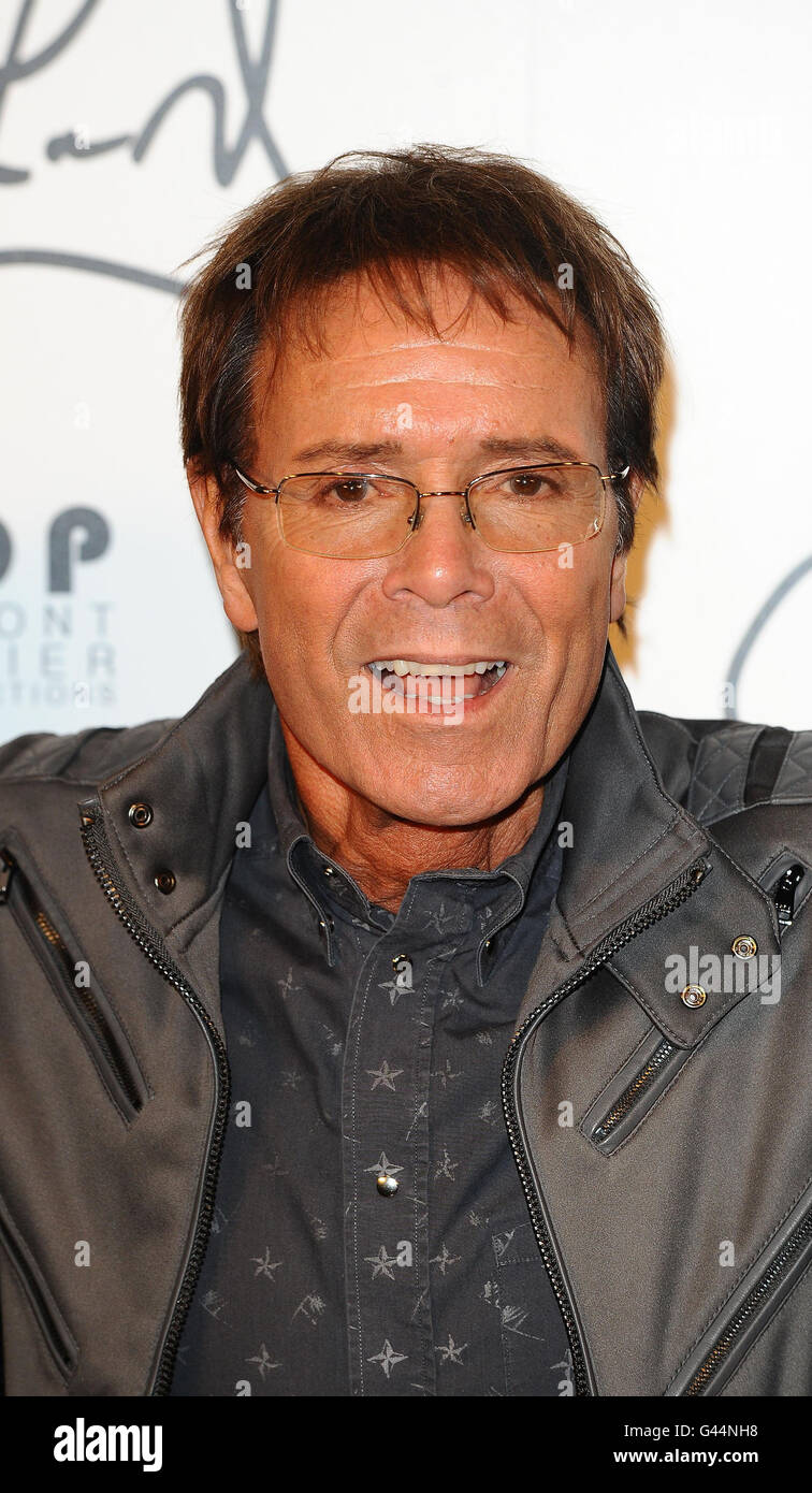 Sir Cliff Richard arrives at a photocall at Gilgamesh in London to ...