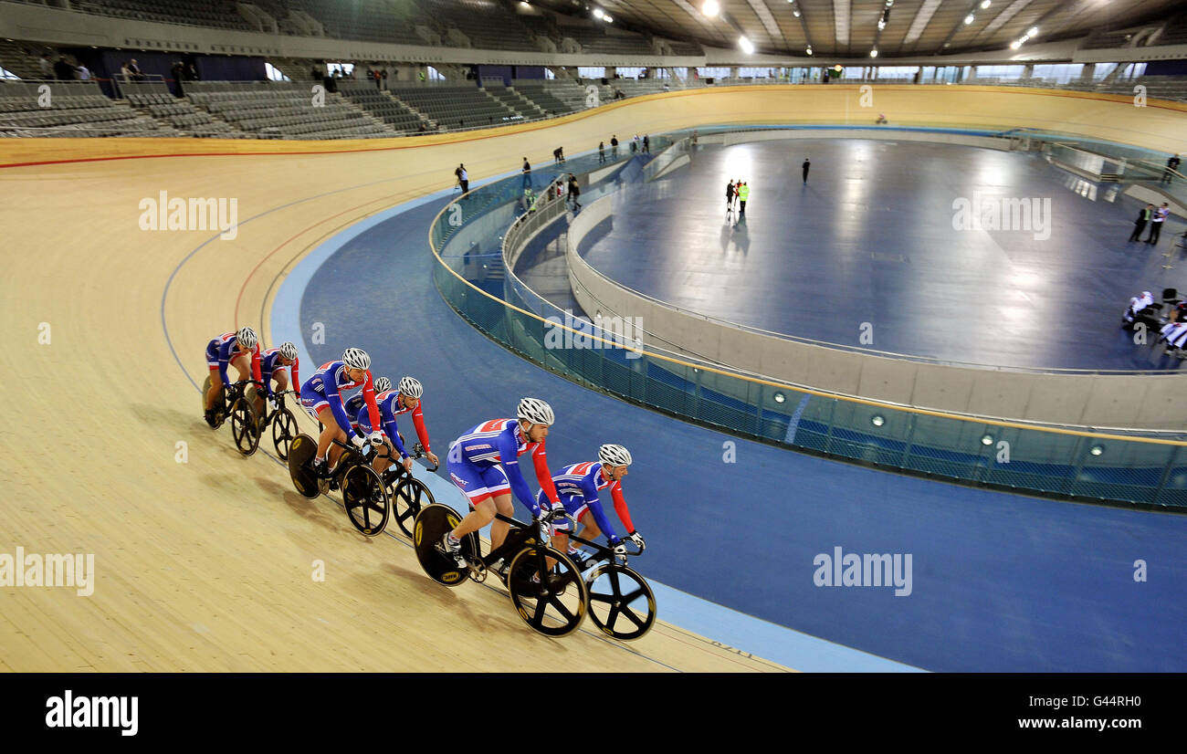 Olympic Velodrome completed Stock Photo - Alamy