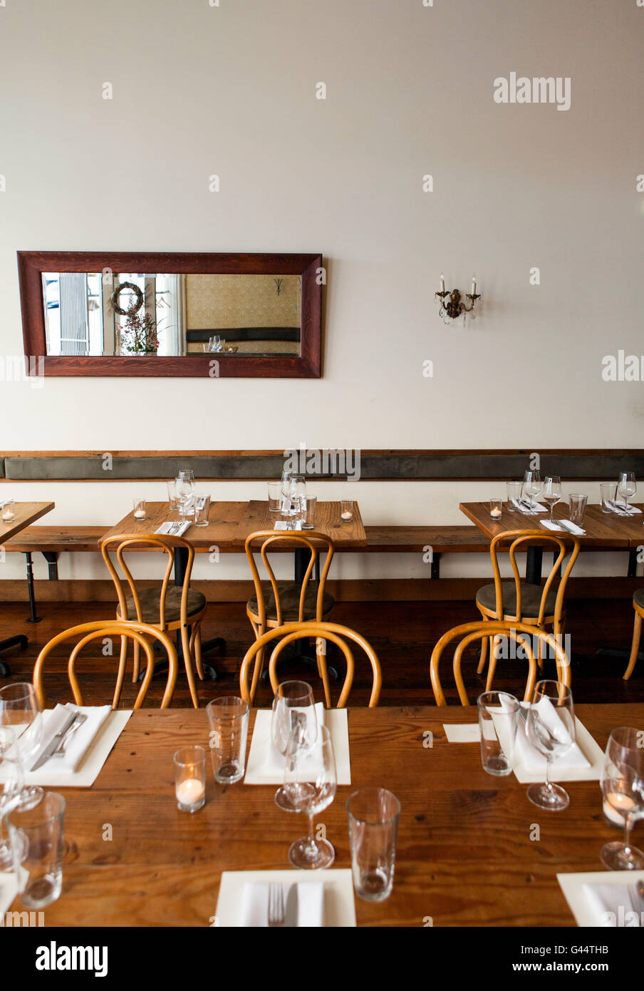 Heirloom restaurant hi-res stock photography and images - Alamy