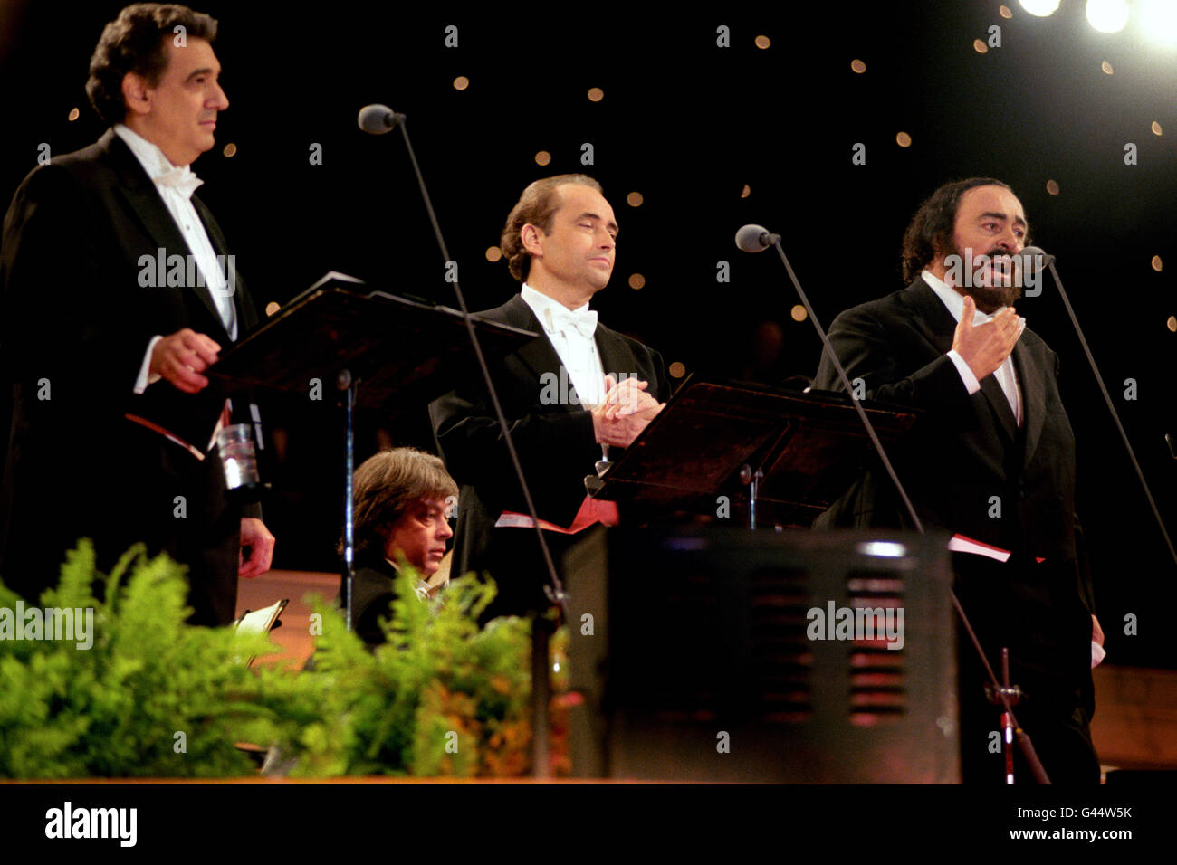 Three tenors hi-res stock photography and images - Alamy