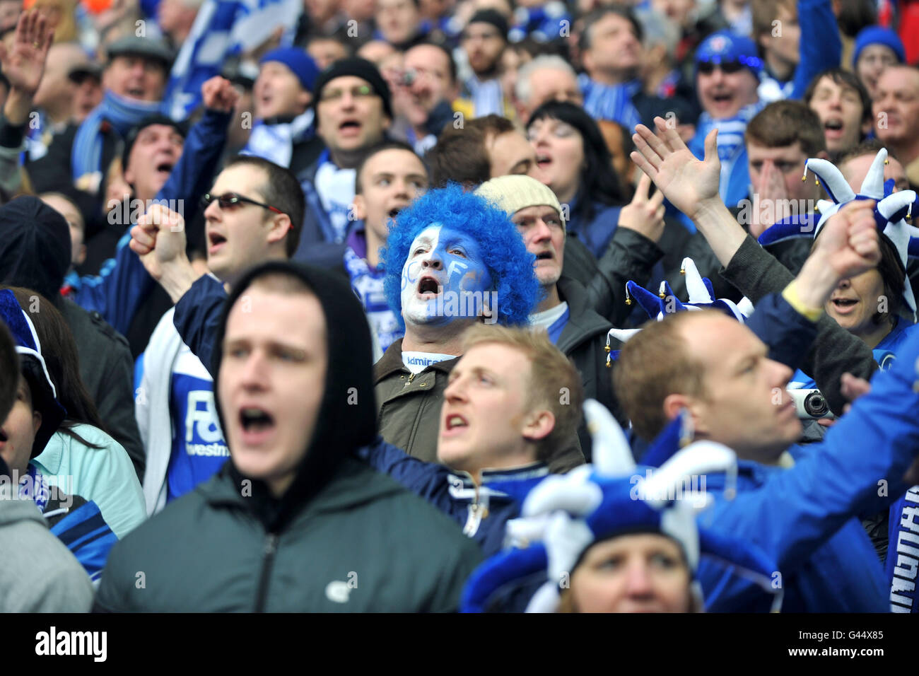 Football general view gv showing cheering chanting supporters hi-res ...