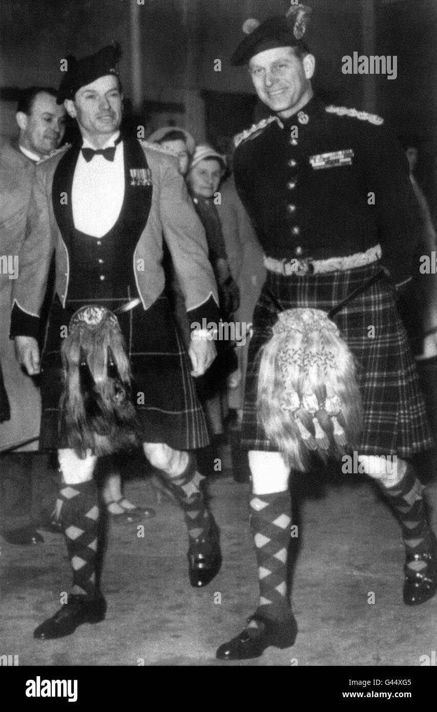 Royalty - Duke of Edinburgh Dines with the Queen's Own Cameron ...