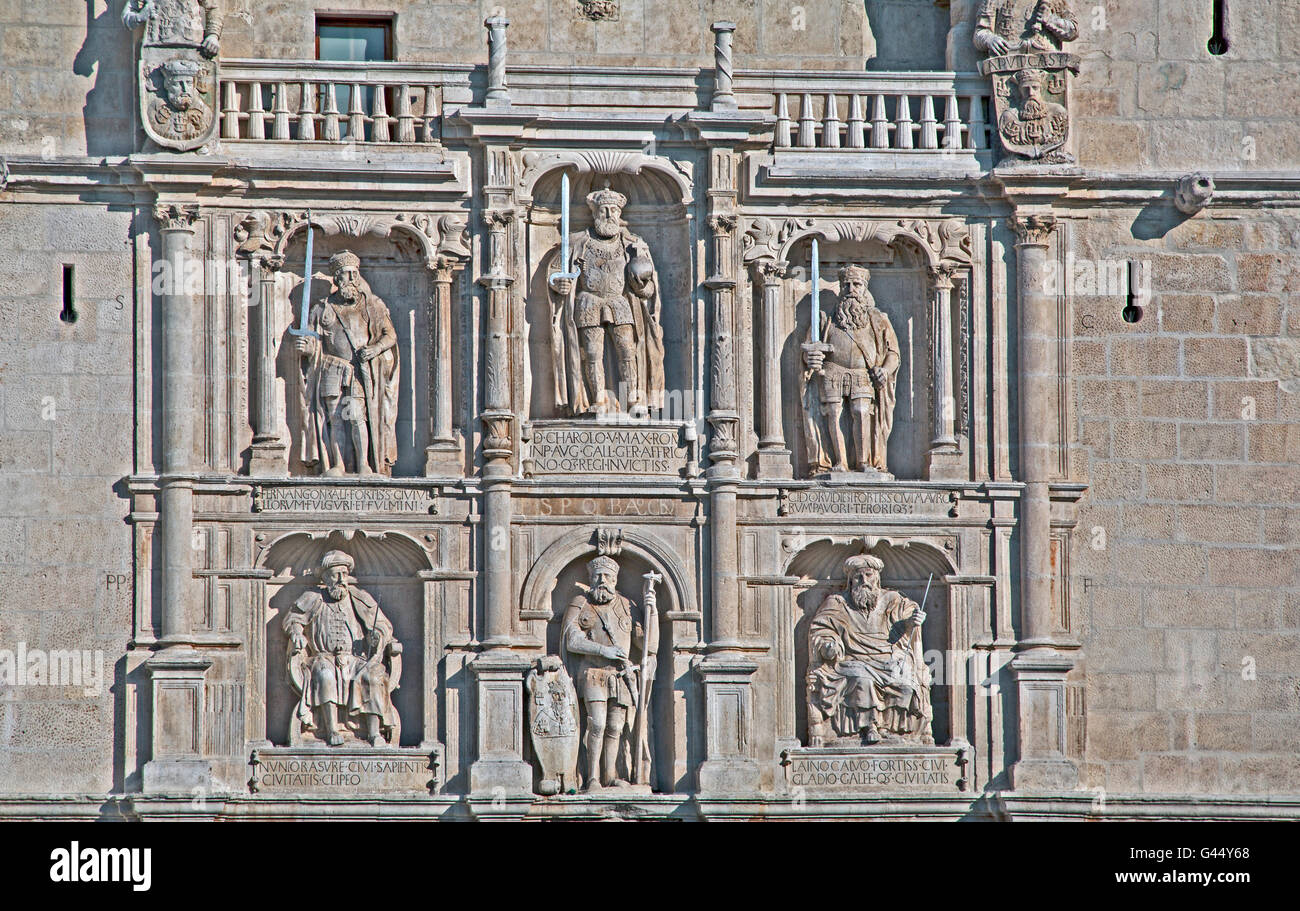 Statues on Santa Maria Arch, Arco De Santa Maria, Burgos, Castilla Y ...
