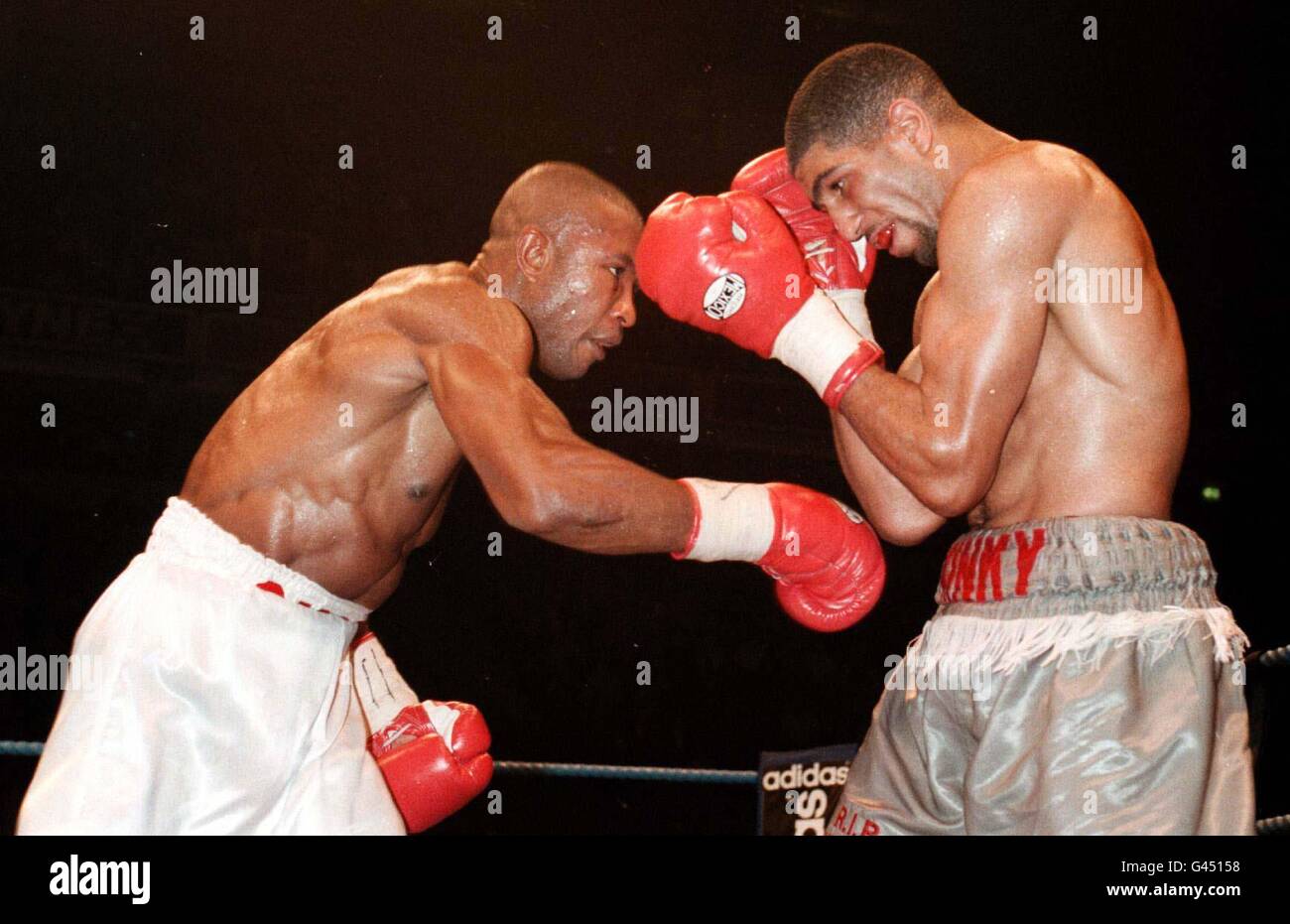 Boxing Bingham v Wright 1 Stock Photo - Alamy
