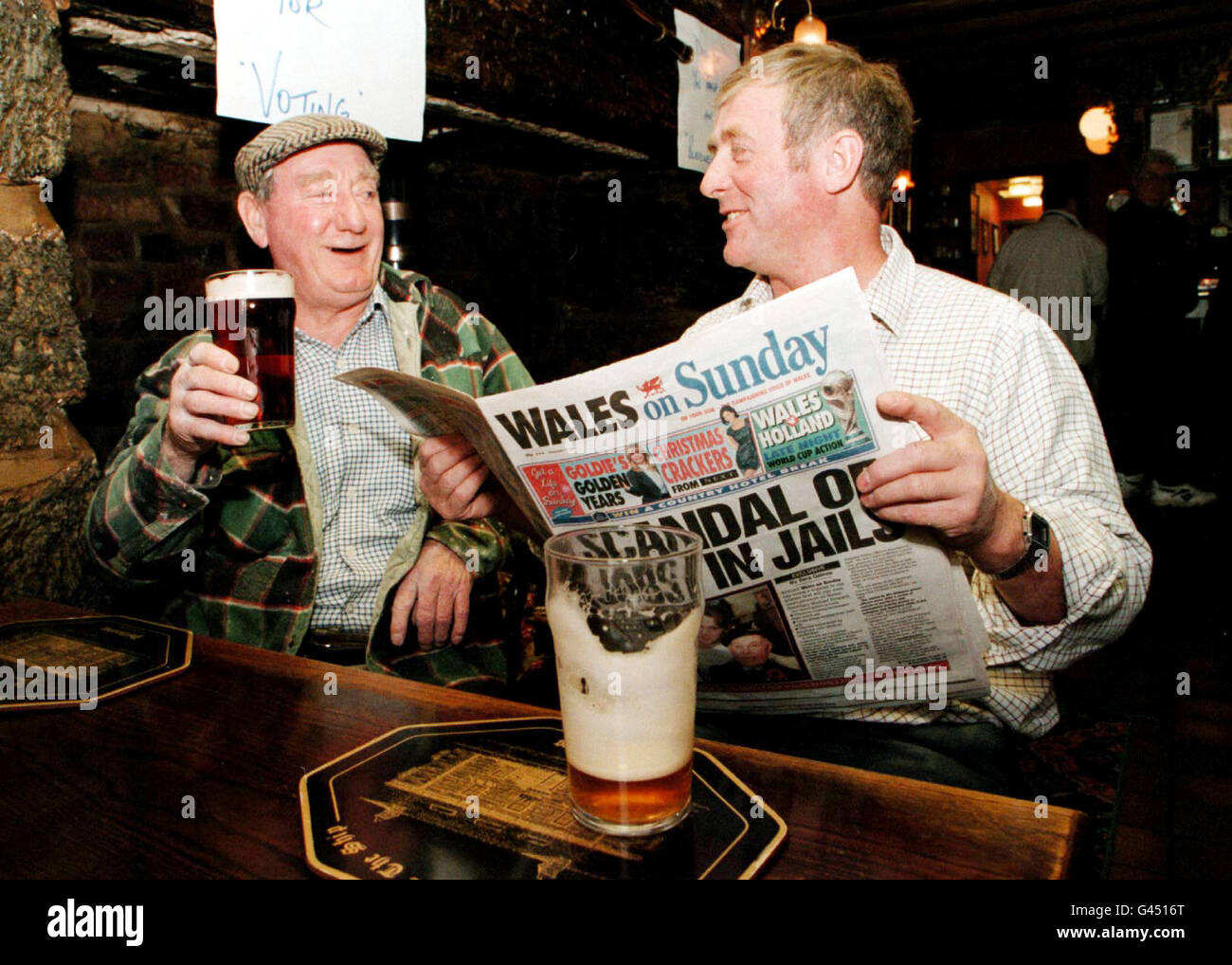 Ron Turpin (left) and Tony Newell enjoy a pint with their sunday ...
