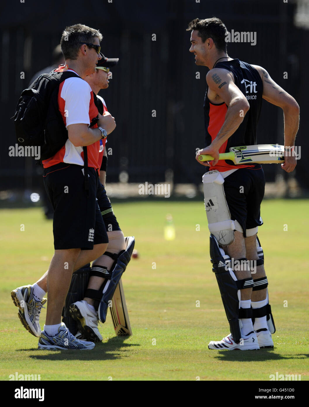 Cricket england full length talking mangsk hi-res stock photography and ...