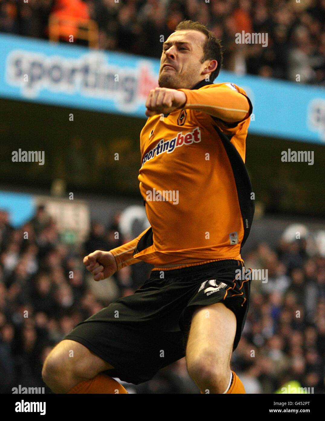 Wolverhampton Wanderers' Steven Fletcher celebrates scoring his side's ...
