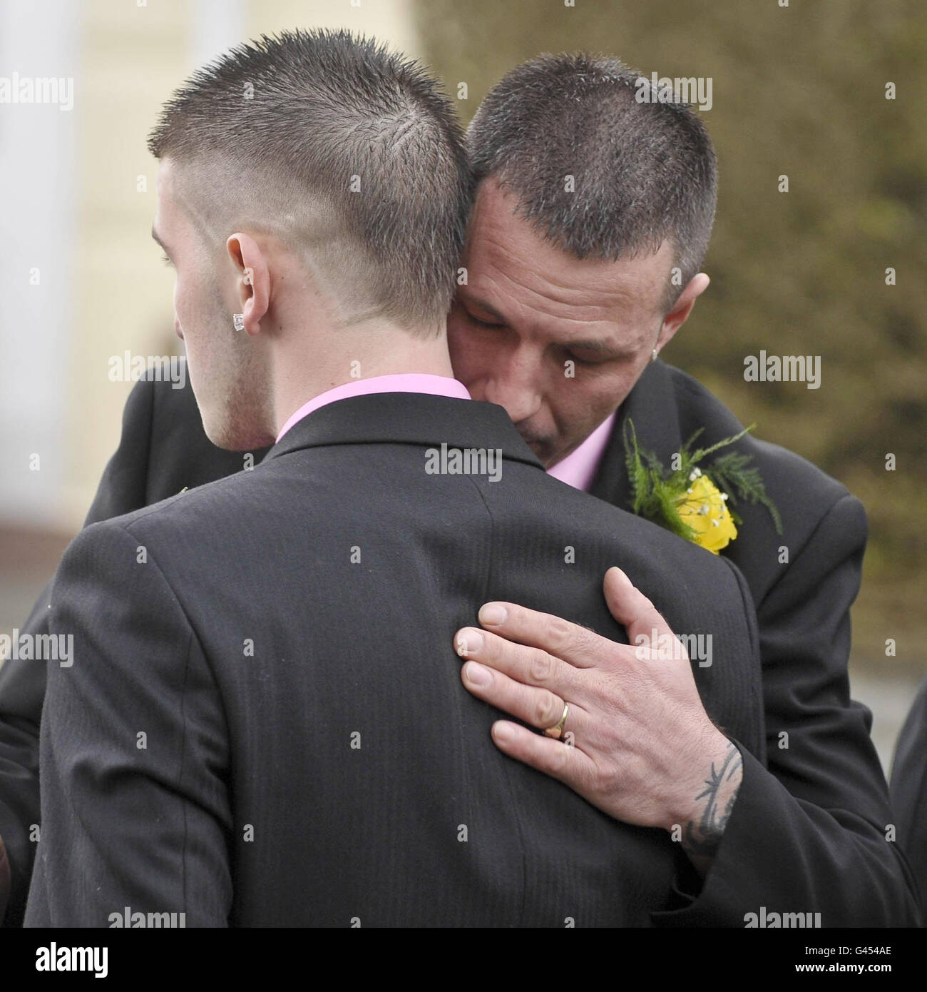 Boyfriend of mother-to-be Nikitta Grender, Ryan Mayes, 18, (back to ...