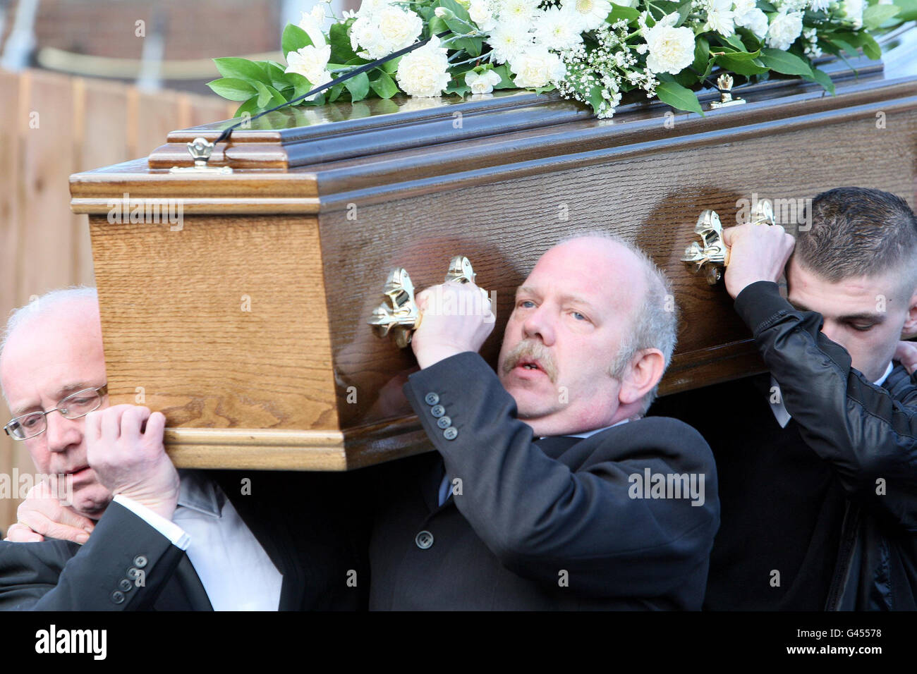 Don Simms, father of Jonathan Simms (front right) with other family ...