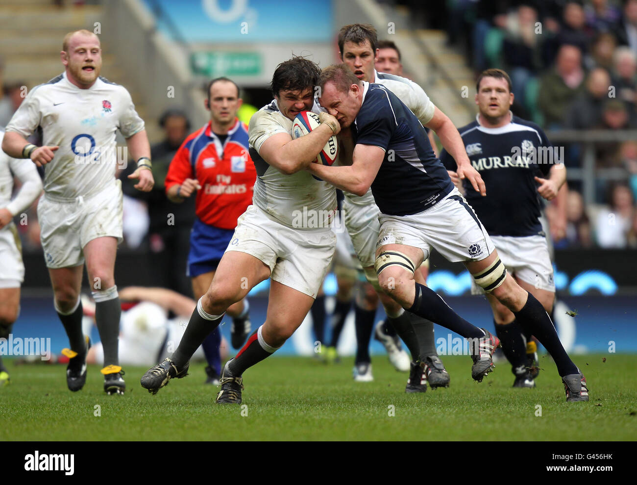 Rugbyu england full length tackling mangsm hli hi-res stock photography ...
