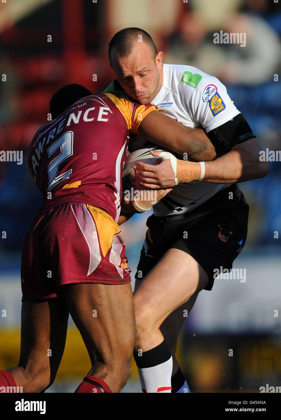 Huddersfield giants michael lawrence and bradford bulls michael platt ...