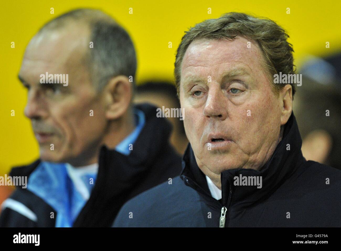 Tottenham hotspur assistant manager joe jordan hi-res stock photography ...