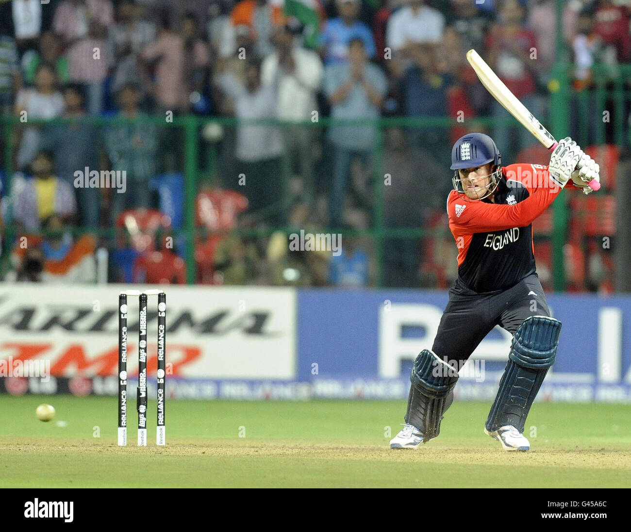Cricket - 2011 ICC Cricket World Cup - England v India - Chinnaswamy ...