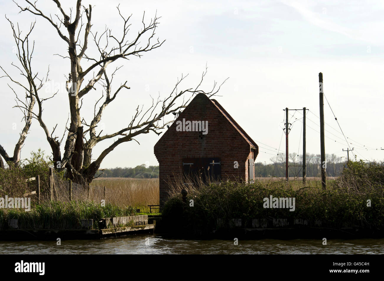 Modern electric pumping station on the Norfolk Broads, East Anglia ...
