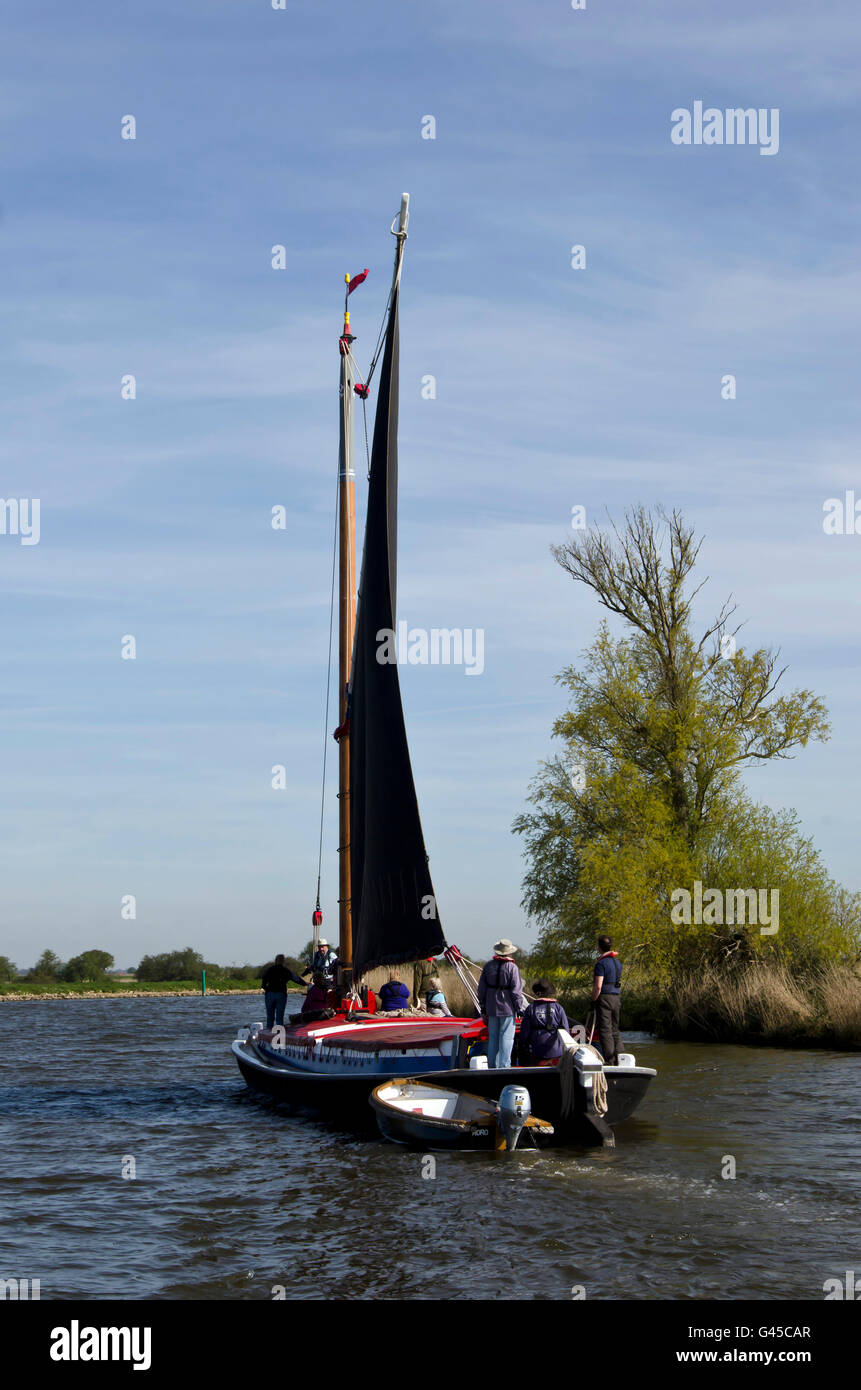 Norfolk Wherry yacht sailing on the River Bure in the Norfolk Broads ...