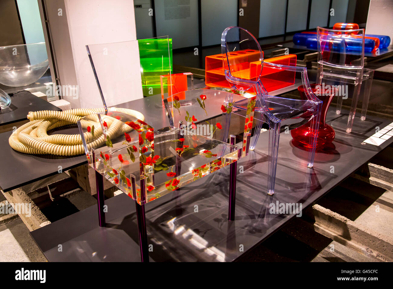 Art and design atomium museum hi-res stock photography and images - Alamy