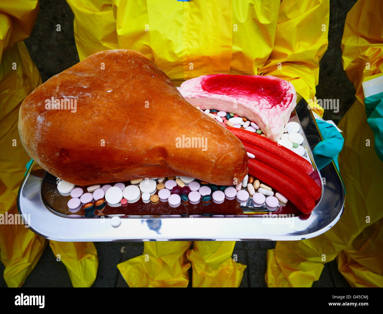 Peta demonstrated against antibiotic used in meat production at G7 ...