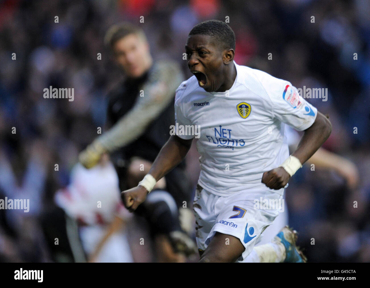 Leeds uniteds max gradel celebrates scoring hi-res stock photography ...