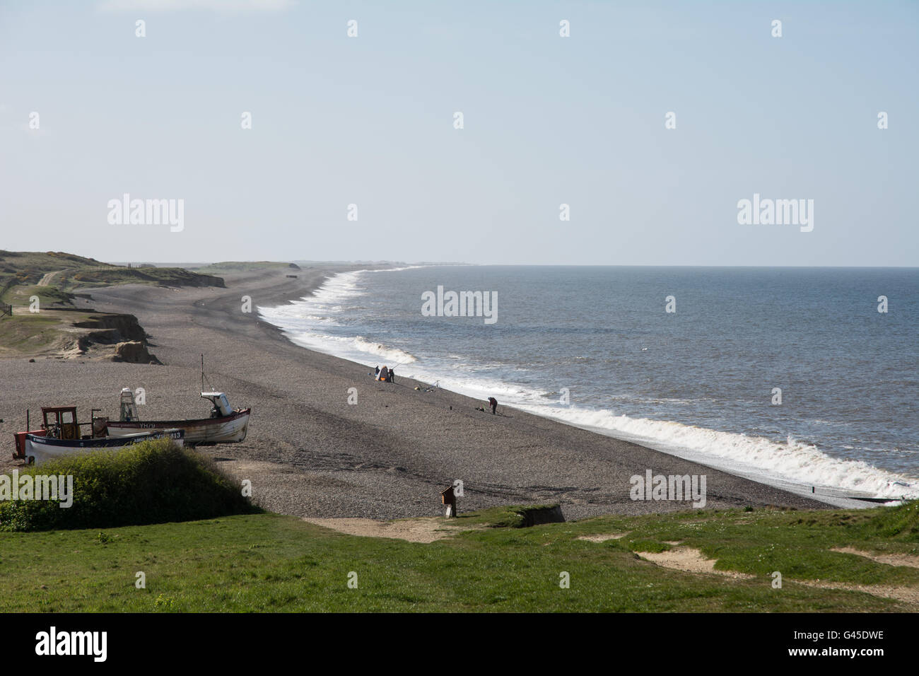 The View from the cliffs on Weybourne Beach, Norfolk Stock Photo - Alamy