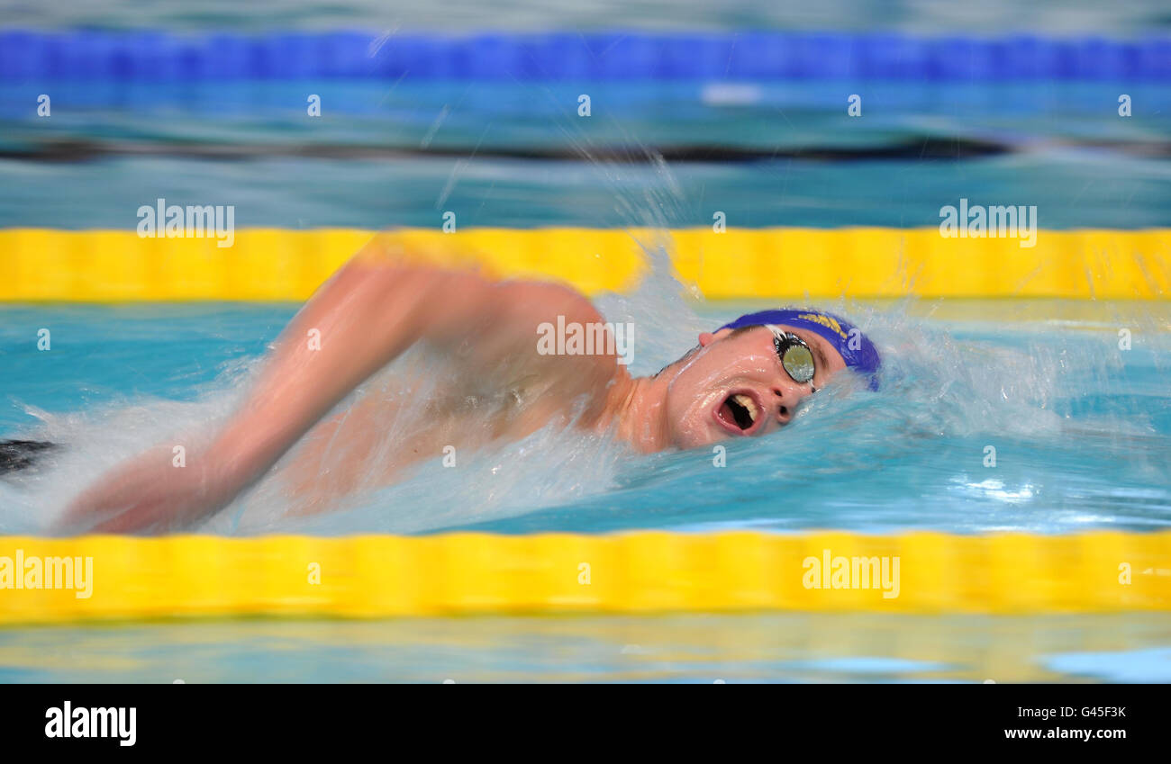David Davies on the way to winning his heat of the Mens 1500m Freestyle ...