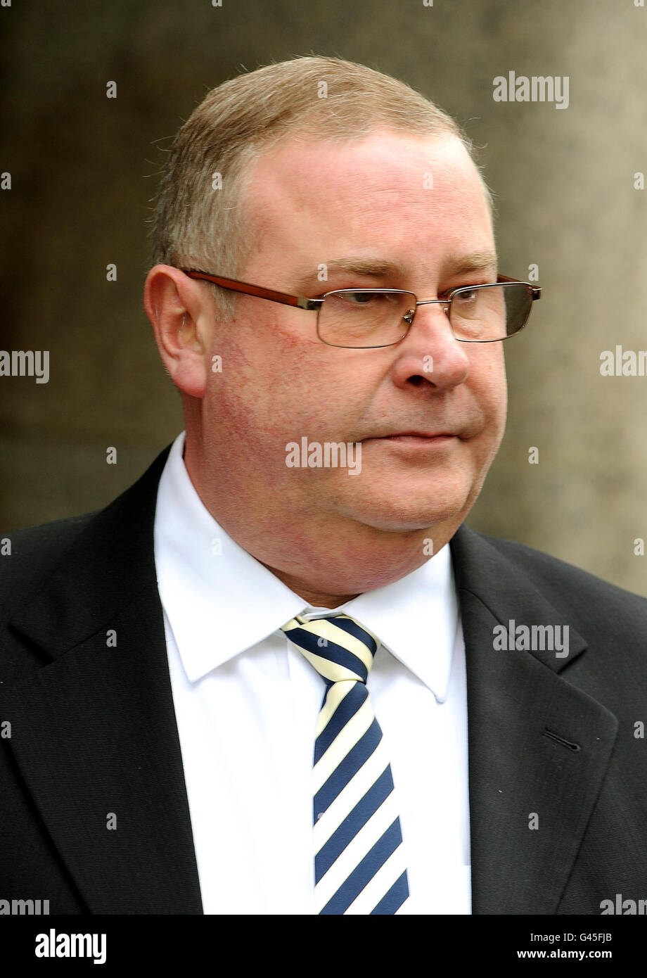 Glenn Vian leaves the Old Bailey at the end of the Daniel Morgan murder ...