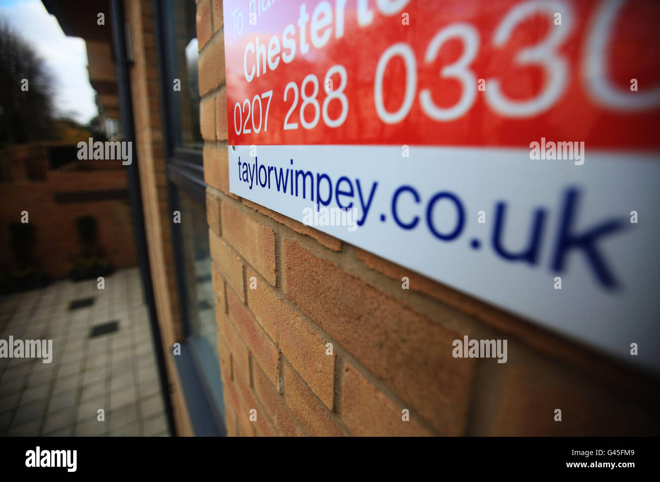 Hackney sign hi-res stock photography and images - Alamy