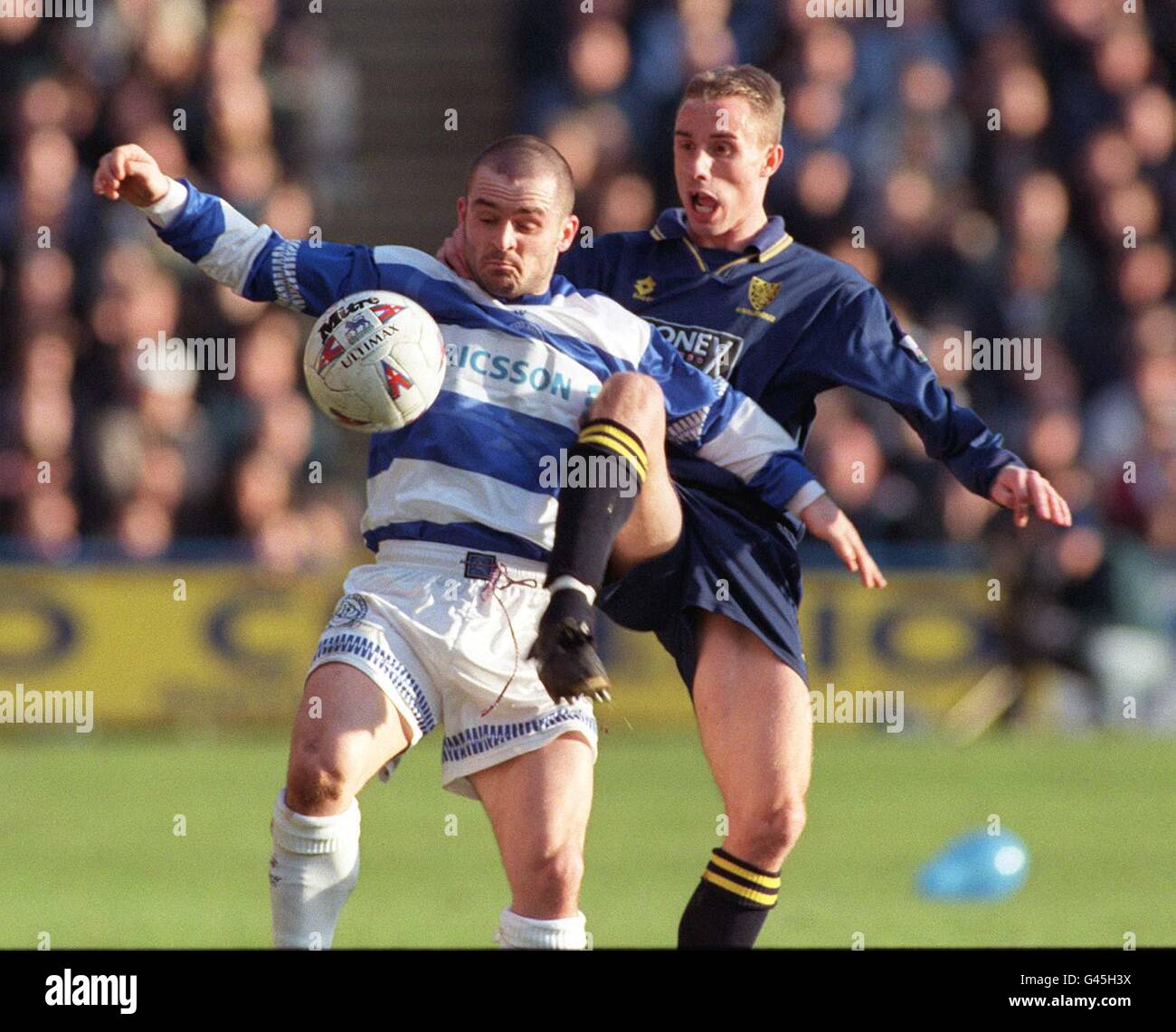 Football sptup qpr hi-res stock photography and images - Alamy