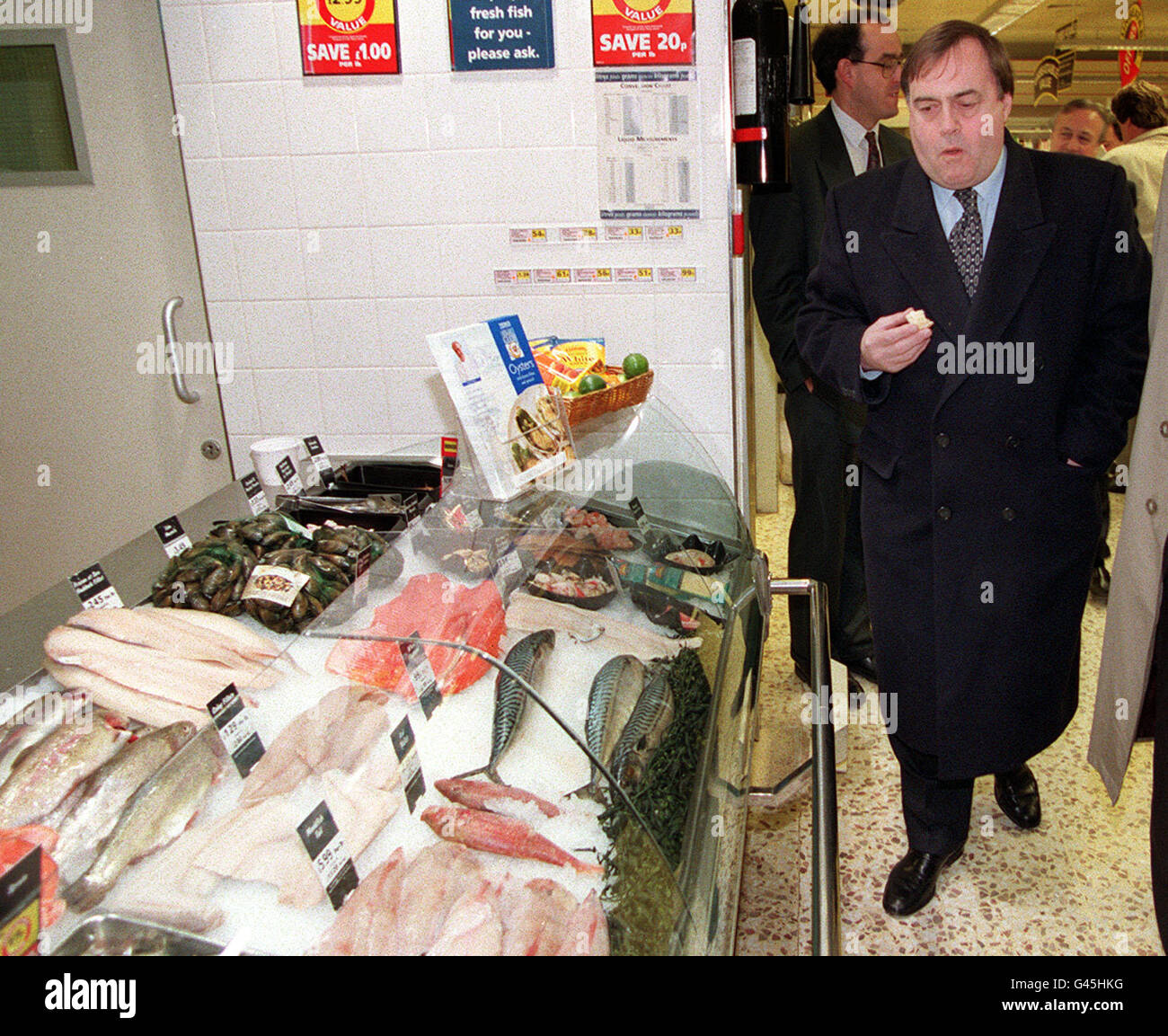 Tesco's supermarket counter hi-res stock photography and images - Alamy