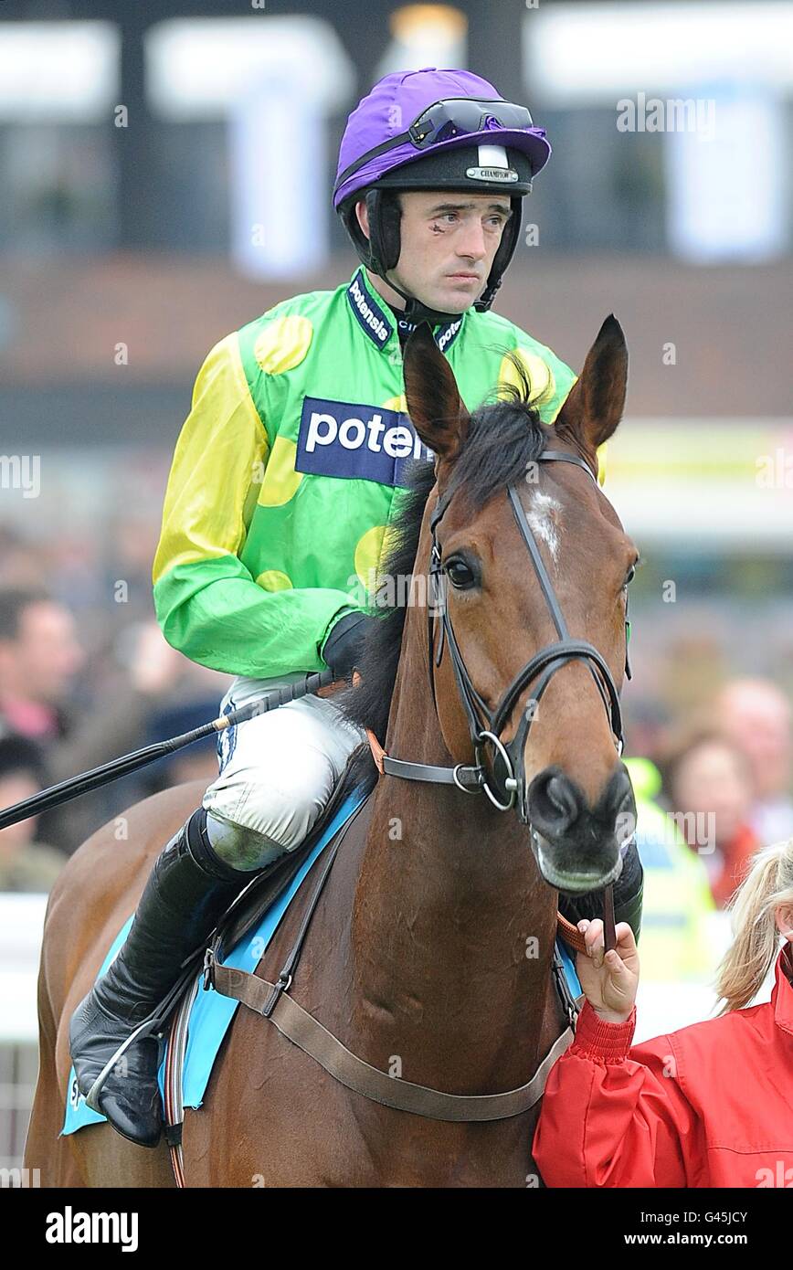 Queen mother prior hi-res stock photography and images - Alamy