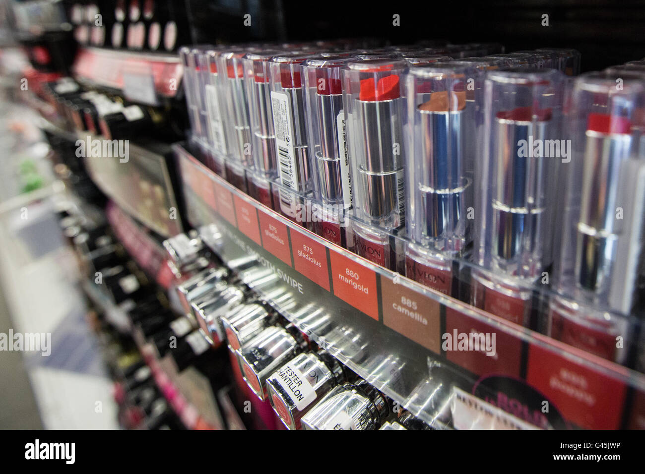 Pharmacy cosmetics hi-res stock photography and images - Alamy