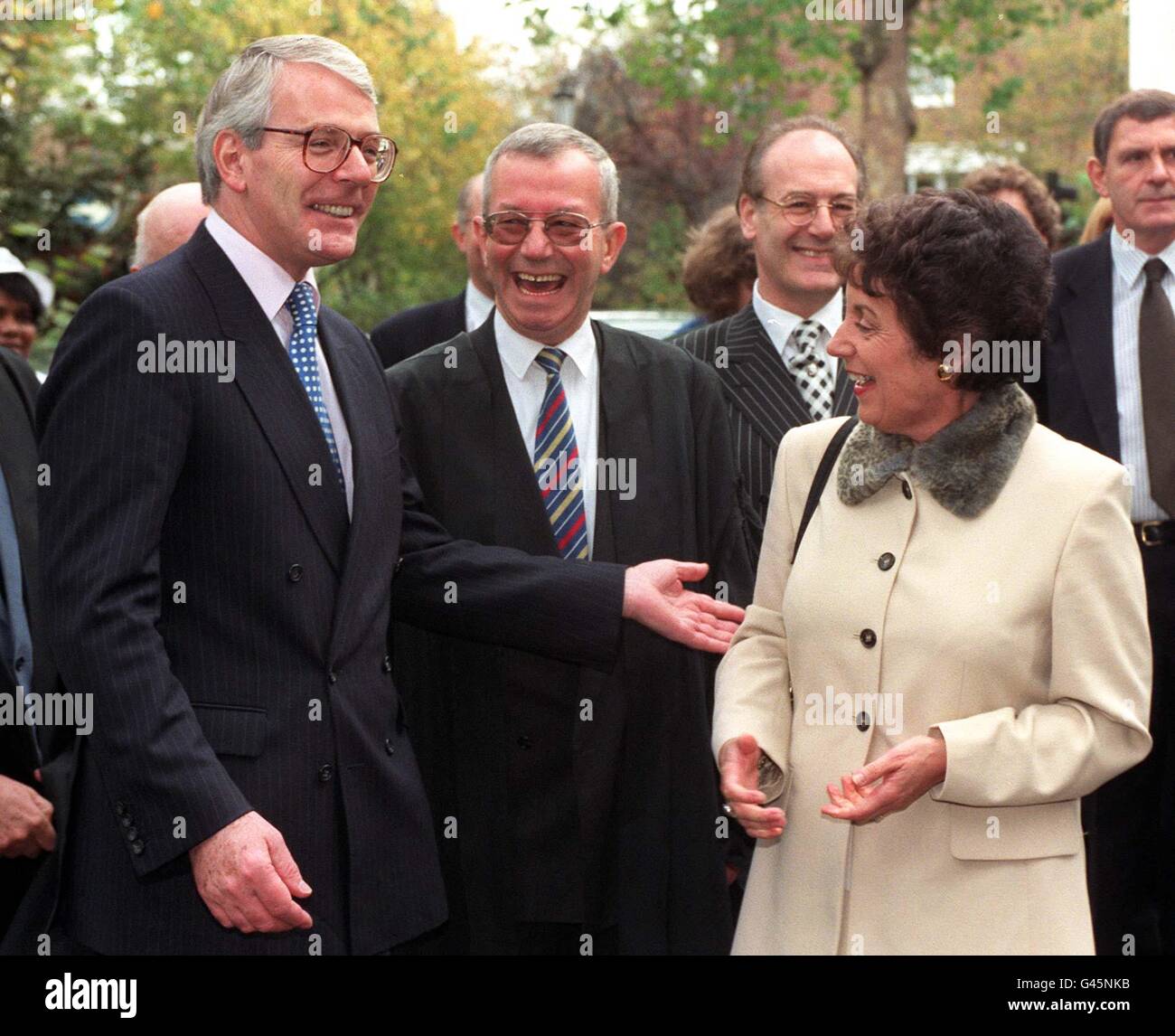 Cardinal vaughan memorial school hi-res stock photography and images ...