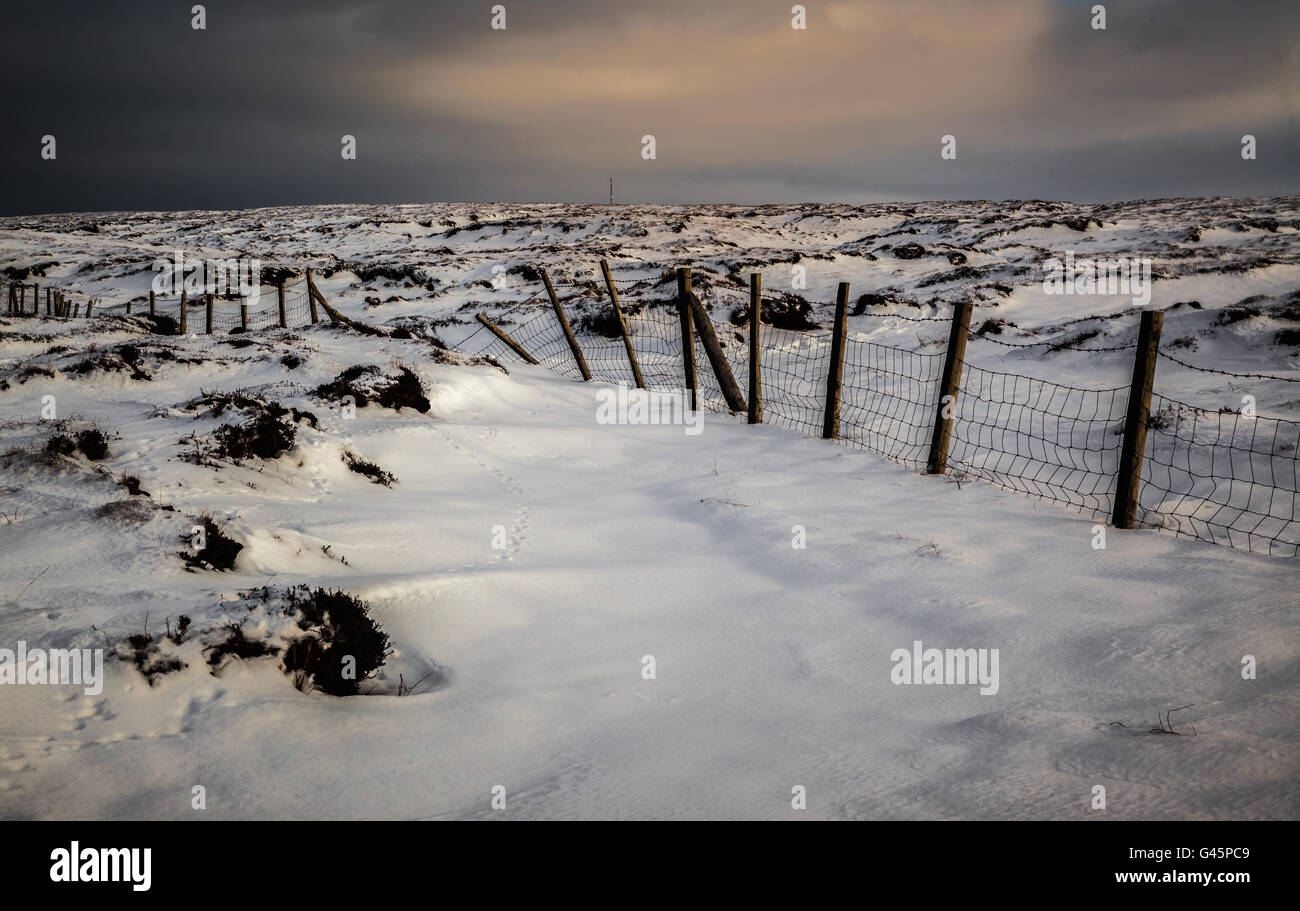 Snow on Saddleworth Moor Stock Photo - Alamy