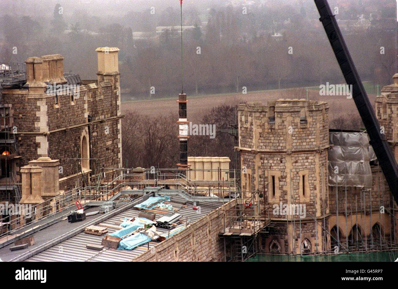 Windsor castle columns hi-res stock photography and images - Alamy