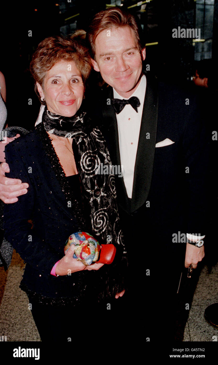 Anthony andrews and wife hi-res stock photography and images - Alamy