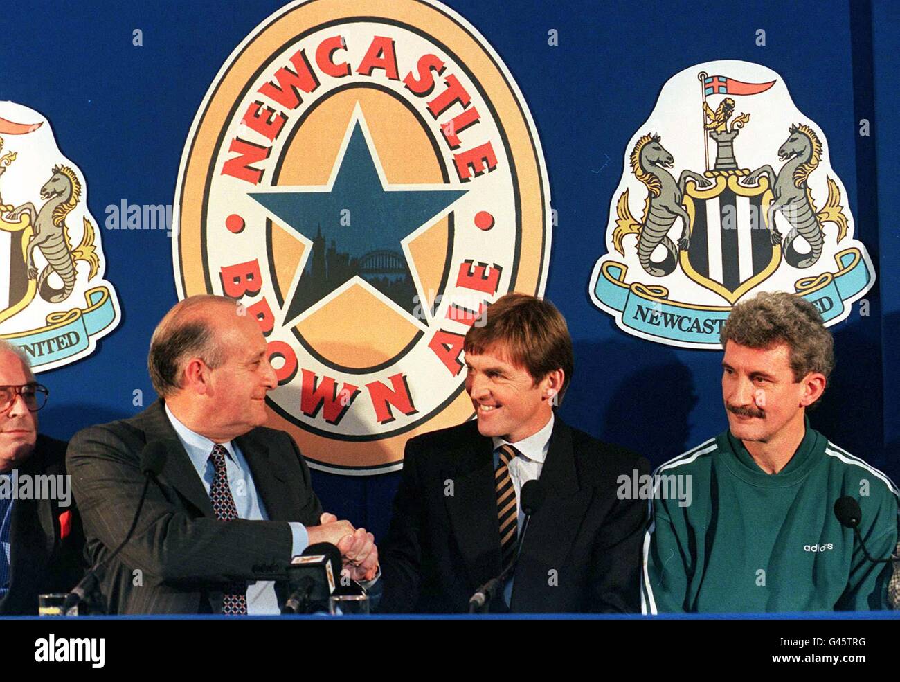 Chairman Sir John Hall (left) welcomes Kenny Dalglish to Newastle ...