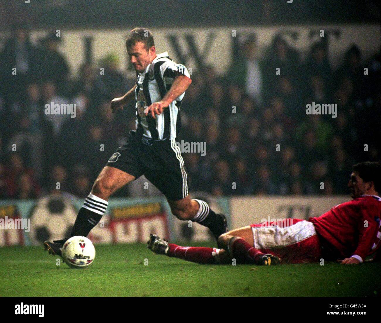 Sport football sptup alan shearer richard rufus hi-res stock ...